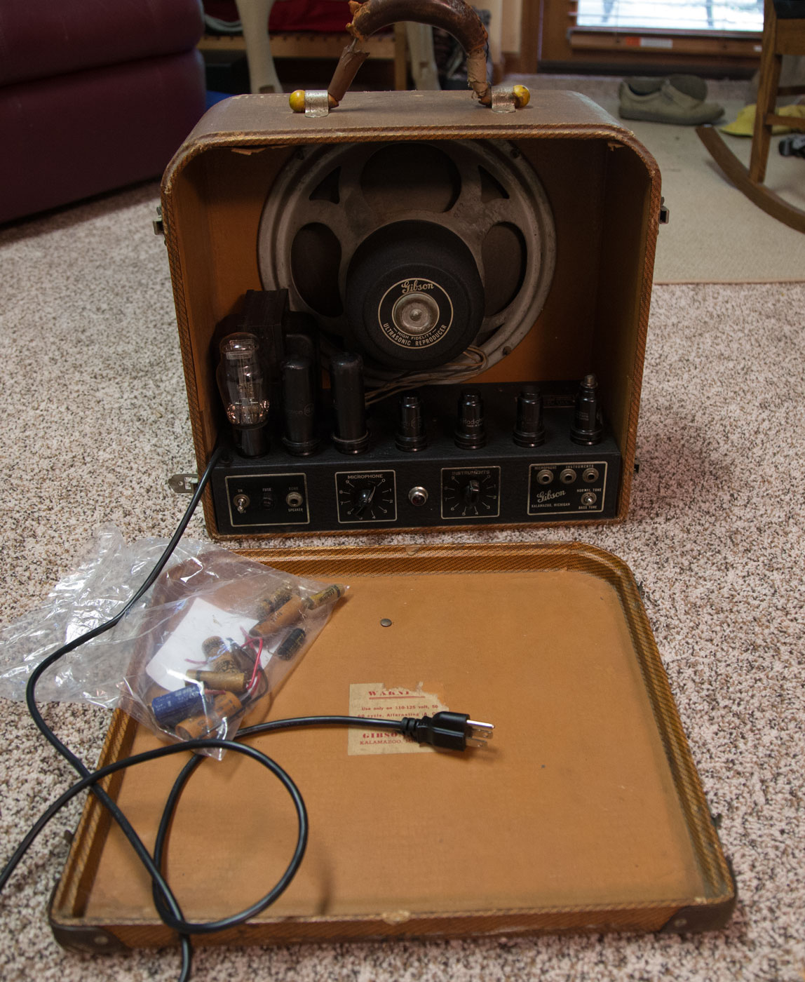 Collings MF and Eastman 815 mandos, Gibson EH-150 vintage tube amp ...