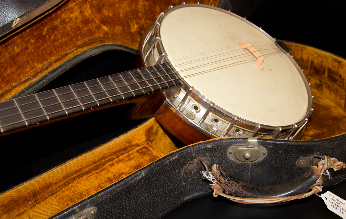 Rare bird - 1920s Martin Tenor Banjo (large pics) - The Unofficial ...